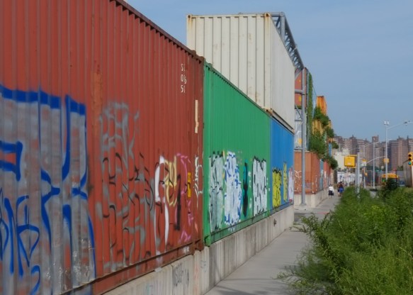 Kent Ave container wall | Eyes on the Streets