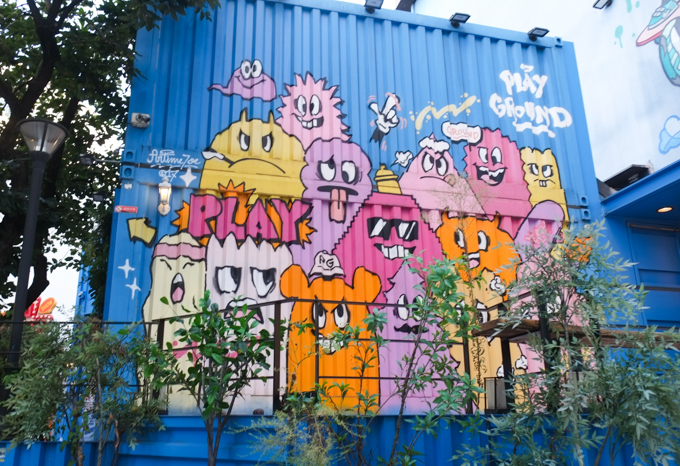 Hongdae murals | Eyes on the Streets